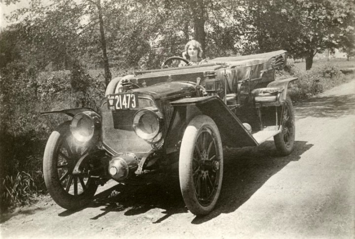 Meet the Woman Who Invented the Turn Signal – InfoWise.org